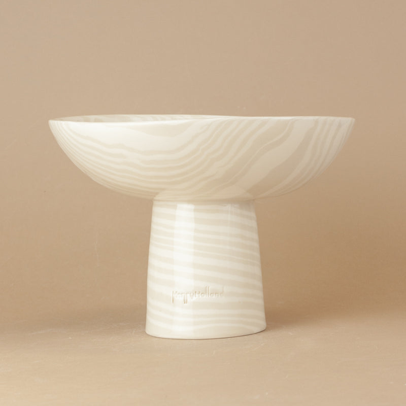 Oatmeal & White Medium Chalice – Henry Holland Studio